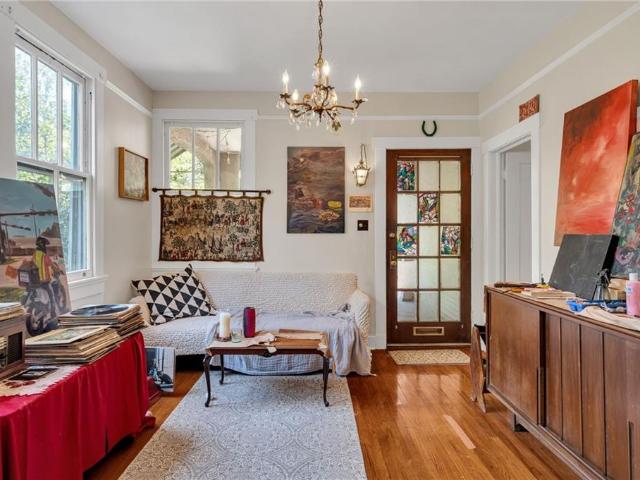 306 Walnut Street