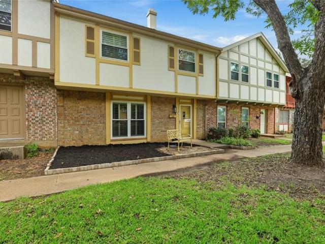 306 Westview Ter, Arlington, TX 76013