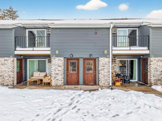306 Whispering Pines Way, Fitchburg, WI 53713 | MLS #2018 | Compass
