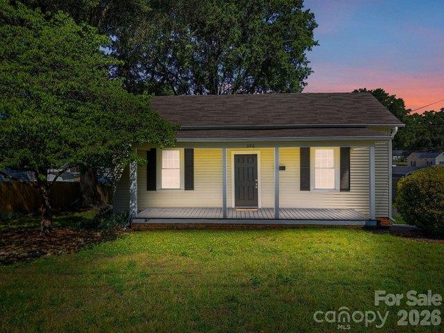 306 York Ave, Kannapolis, NC 28083