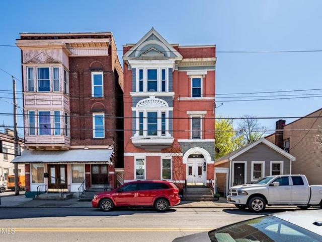 3074 6th Ave, Troy, NY 12180