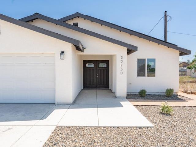 30750 Farr Rd, Visalia, CA 93291