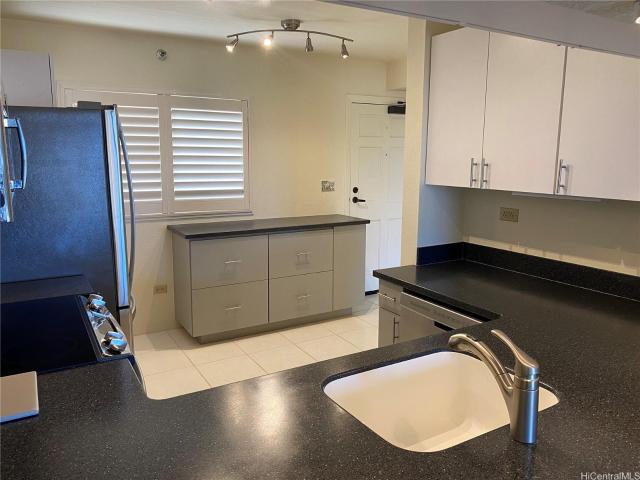 3075 Ala Poha Pl, Unit 2111, Honolulu, HI 96818 | MLS #202514 | Compass