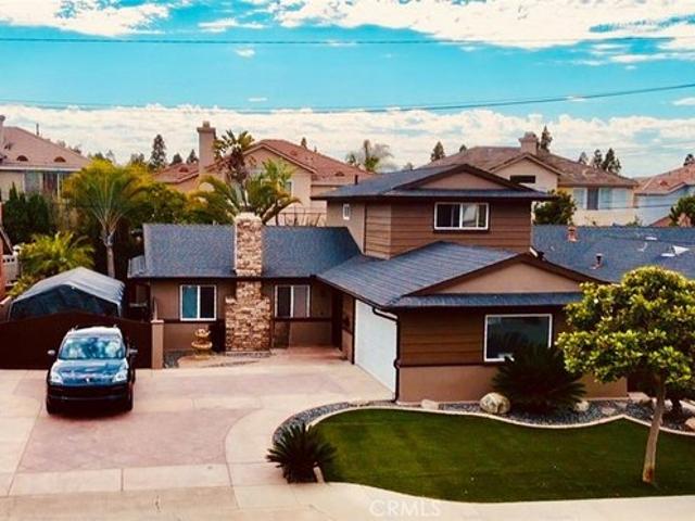 3075 Platte Dr, Costa Mesa, CA 92626