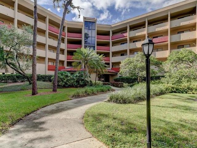 3076 Eastland Blvd #102, Clearwater, FL 33761