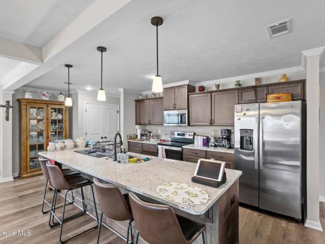 3076 Easton Drive