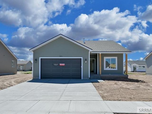 3076 Elixir Rd, Ammon, ID 83406