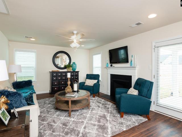 3076 Hallsdale Drive