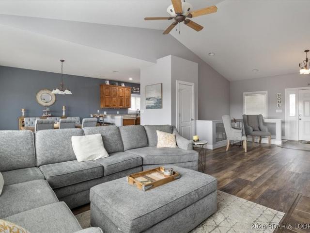 30776 Timberlake Village Cir, Rocky Mount, MO 65072 | MLS #3583 | Compass