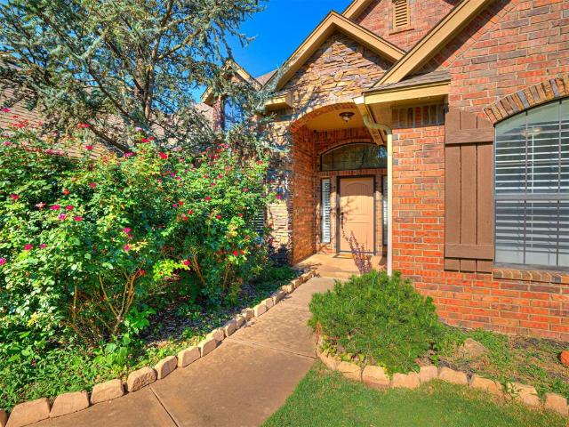3077 Ridgecrest Drive