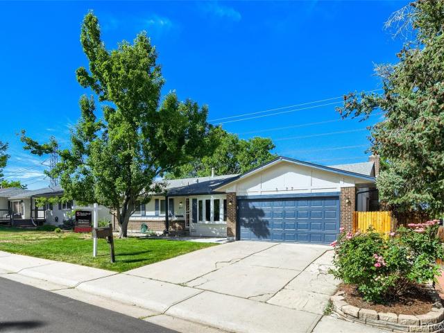 3077 S Rosemary Street