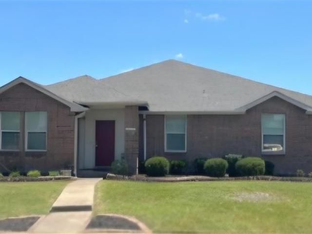 3079 Fallbrook Dr, Rockwall, TX 75032