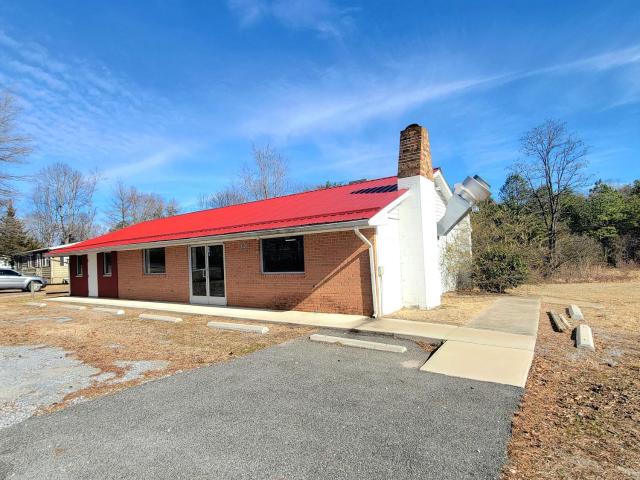 3070 Long Island Road