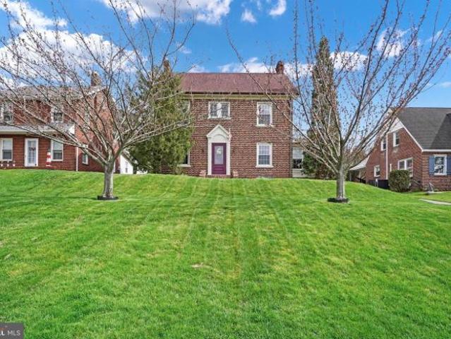 3070 W Market St, York, PA 17404