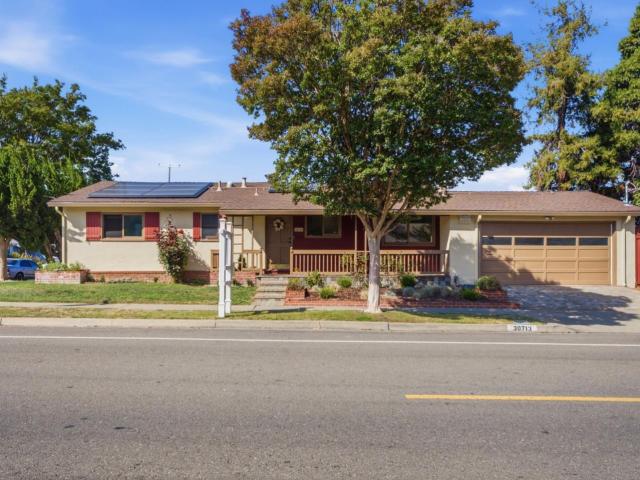 30713 Prestwick Avenue