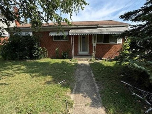 30714 Grandview Ave, Westland, MI 48186