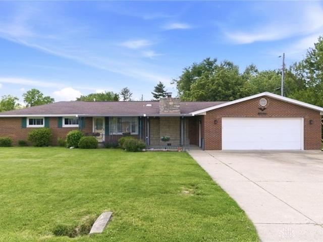 3071 Axe Dr, Bath Township, OH 45324