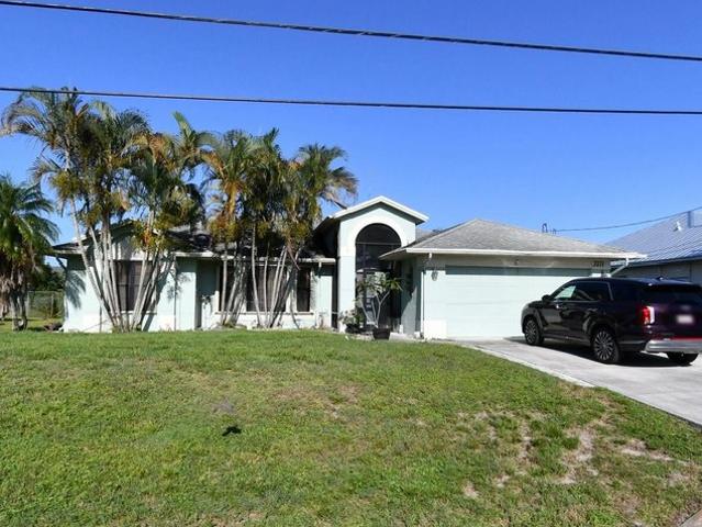 3071 SE Galt Cir, Port Saint Lucie, FL 34984