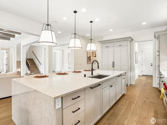 3072 th Street SE