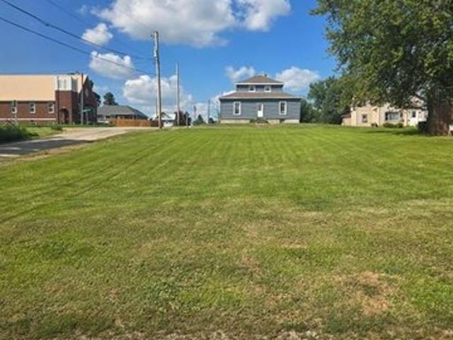 307/311 Webster, Wyoming, IA 52362