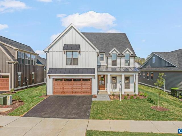 3073 Farrow Cir, Charlottesville, VA 22901