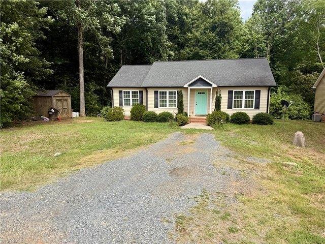 3073 Trotter Rd, Asheboro, NC 27205