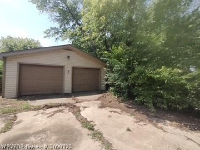 3073 W State Highway 22 Highway