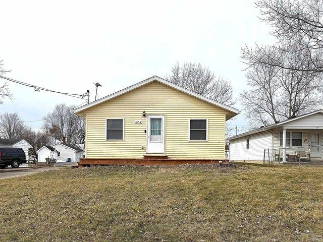 307 2 N Morris St, Farmland, IN 47340