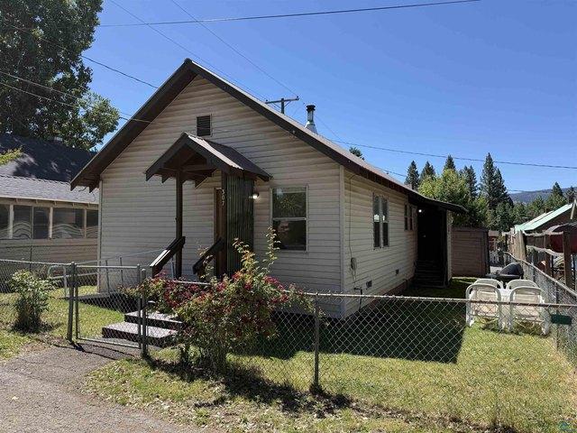 307 2nd St, Westwood, CA 96137