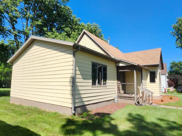 307 4th Ave N