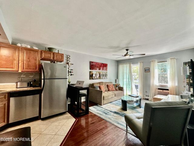 307 4th Avenue Unit 202