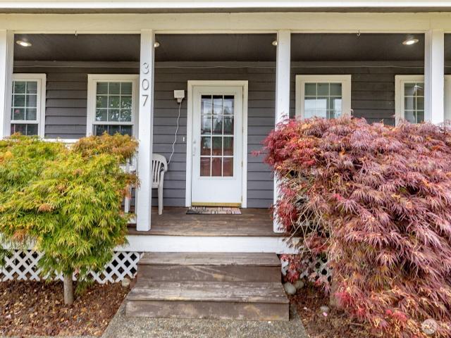 307 4th Avenue N