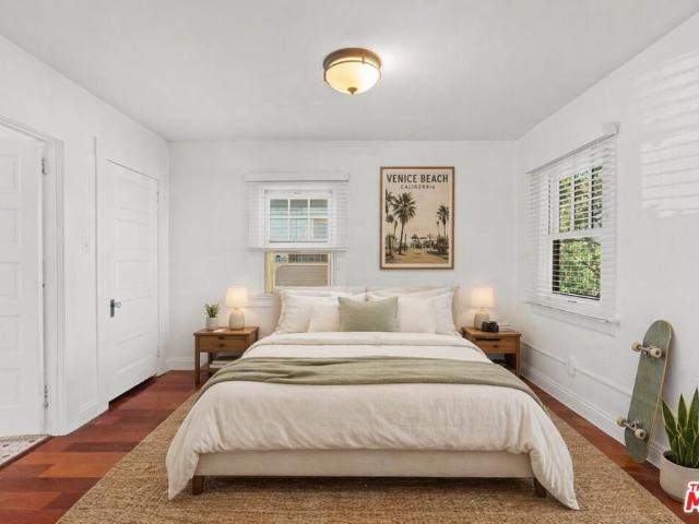 307 6th Avenue