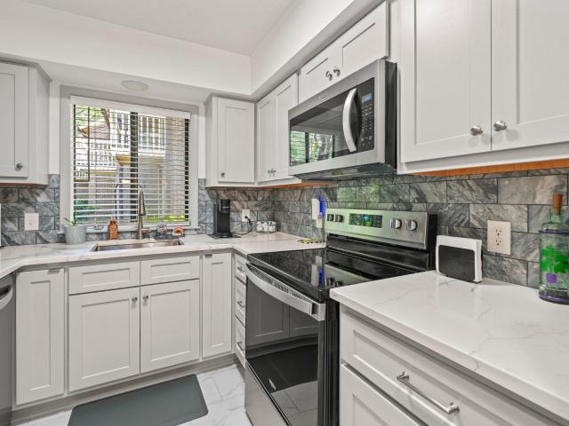 307 77th Ave. N 18