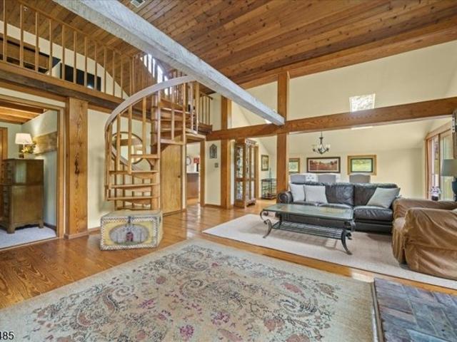 307 County Road 579, Bethlehem Township, NJ 08802