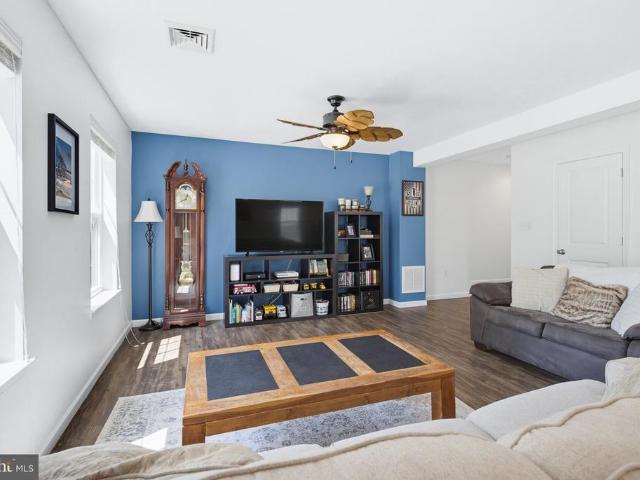 307 Cabot Circle