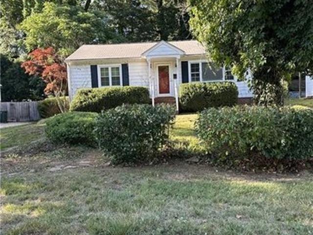 307 Carolina Cir, Winston Salem, NC 27104