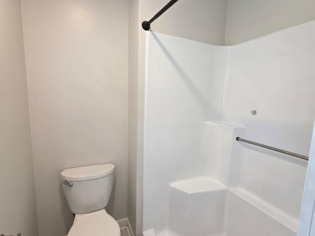 307 Castlewood Dr