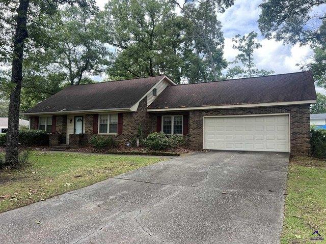 307 Chelsea Dr, Warner Robins, GA 31088