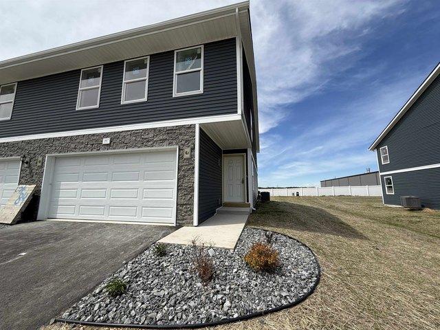 307 Alberts Dr, Belleville, WI 53508