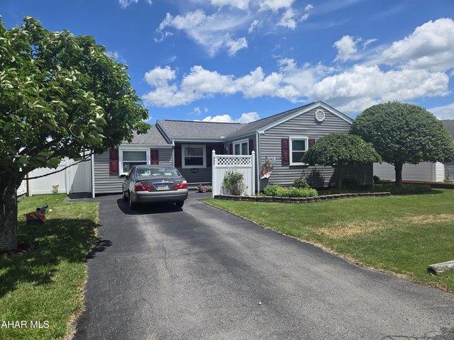 307 Ash St, Altoona, PA 16602