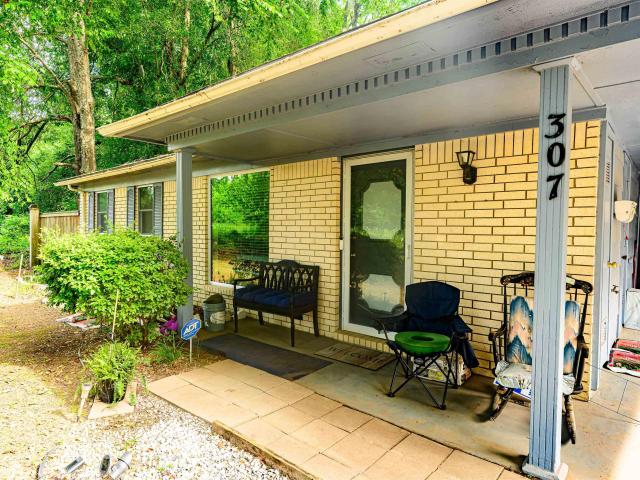 307 Aspen Ct