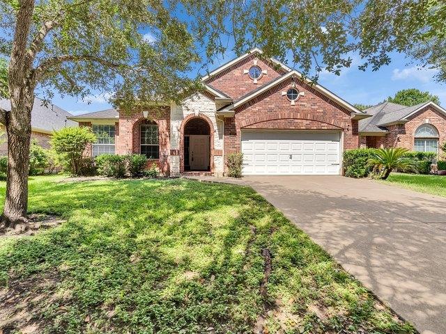 307 Autumn Creek Ln, Richmond, TX 77406