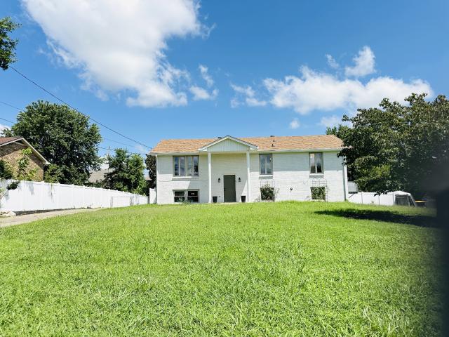 307 Bancroft Dr