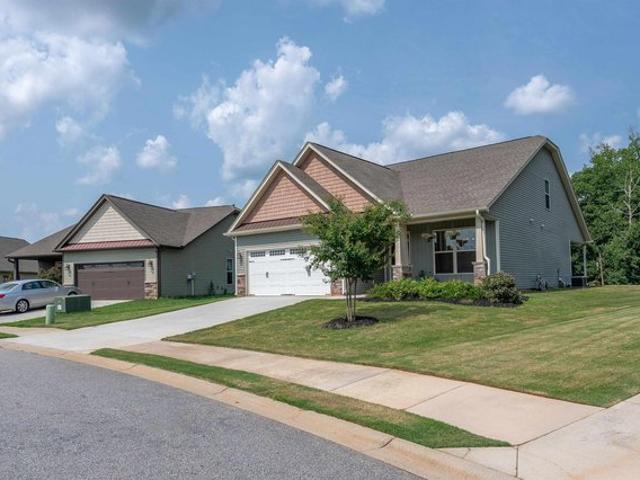 307 Barnhill Ct, Greenville, SC 29617