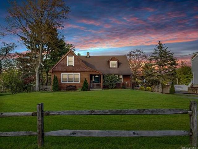 307 Beardsley Rd, Shelton, CT 06484