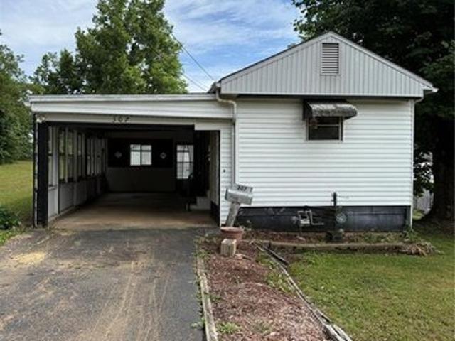 307 Benson St, Fredericktown, MO 63645