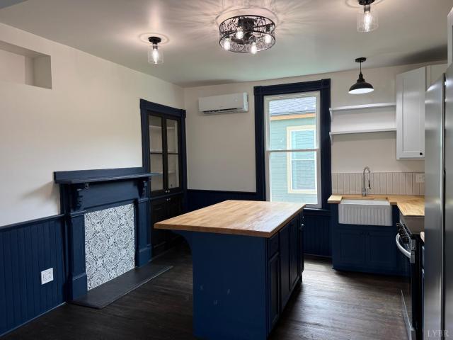 307 Blackford Street