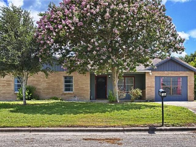 307 Bullard, Odem, TX 78370