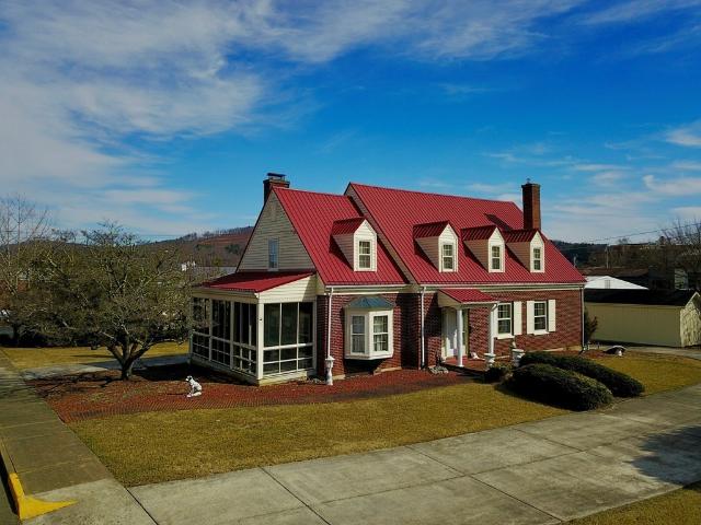 307 Grayson Street